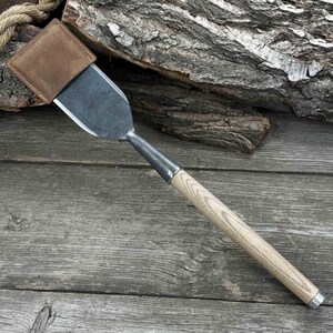Timber Slick Chisel for Woodworking. Sharp Carbon Steel Blade, Ash Wood ...