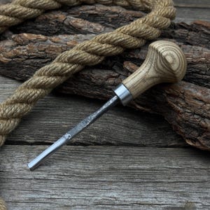 Small Wood Carving Gouge With Palm Handle. Sharp Carbon Steel Blade ...