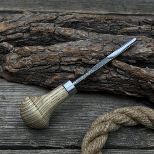 Small Wood Carving Gouge With Palm Handle. Sharp Carbon Steel Blade ...