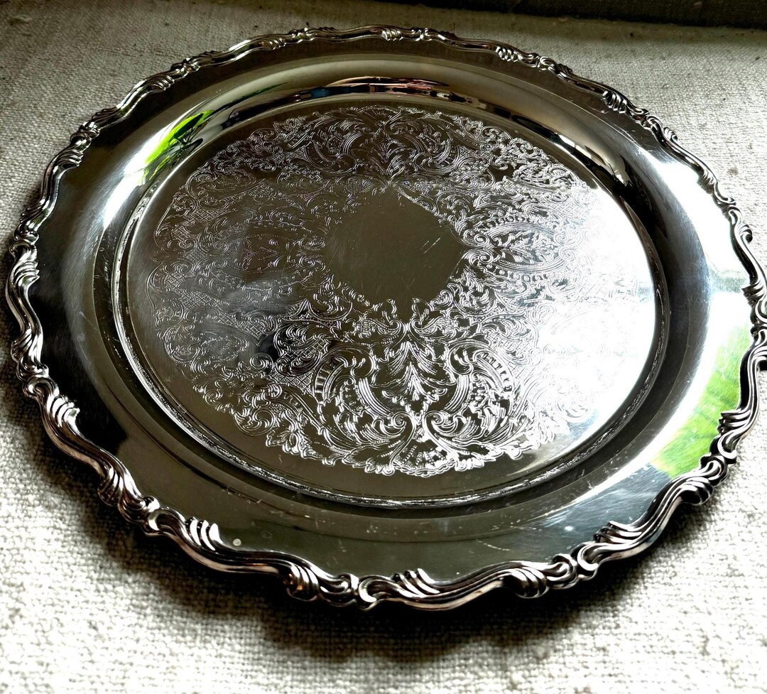 Vintage OL Oneida USA Georgian Scroll Design Scalloped 15" Silverplate ...