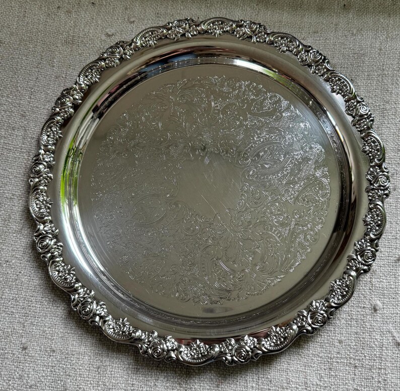 Vintage Oneida USA Rose Song Ornate Rose and Scroll Motif Scalloped 12 ...