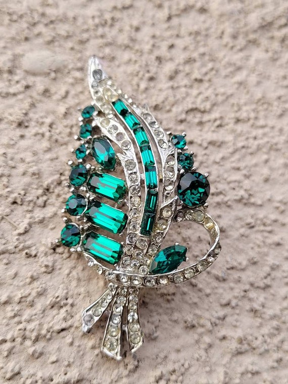 Green and clear crystal - Gem