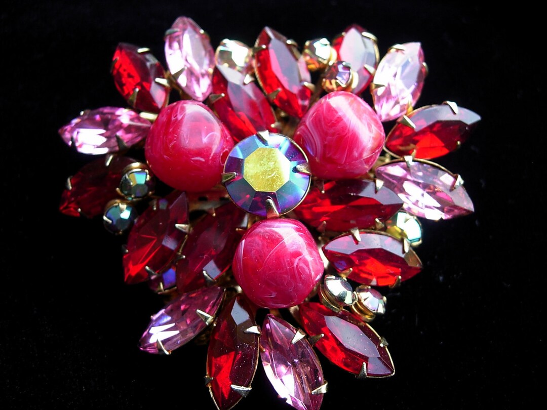 Vintage Pin: Red, and Aurora Borealis Crystal and Bead Pin or Brooch - Etsy