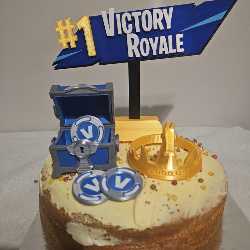 Fortnight Cake Topper - Etsy