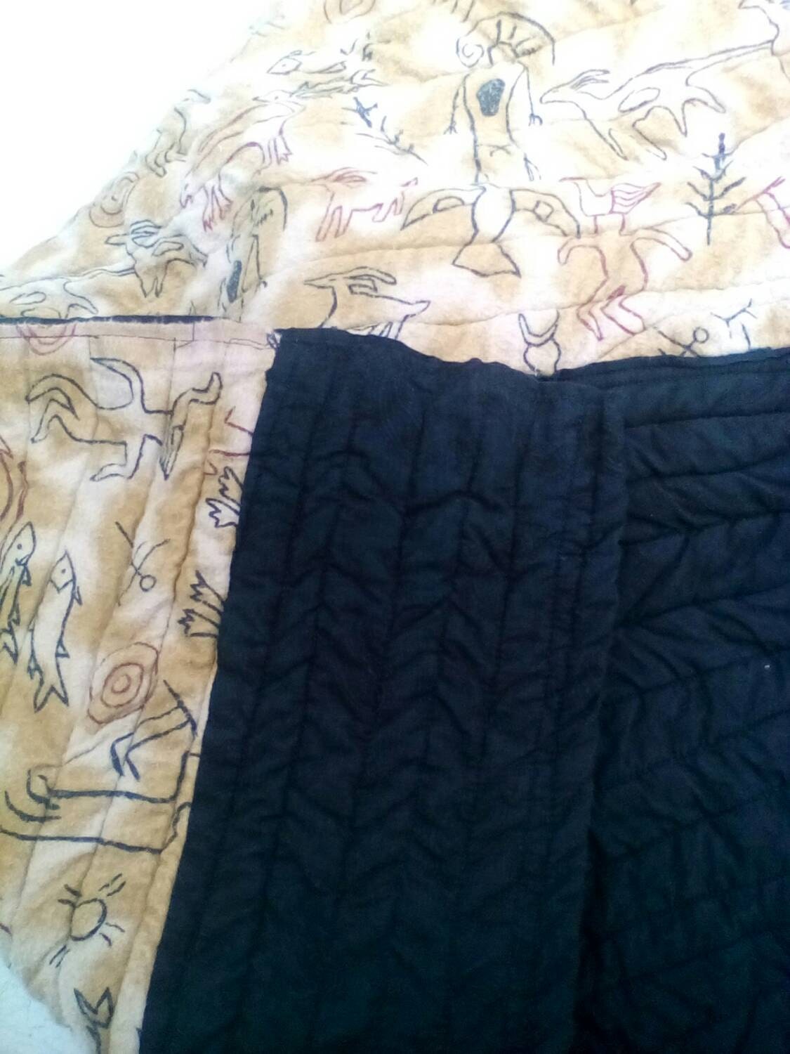 Tribal Cave Paintings Flannel Quilt Primitive Sturdy & Light Avant ...