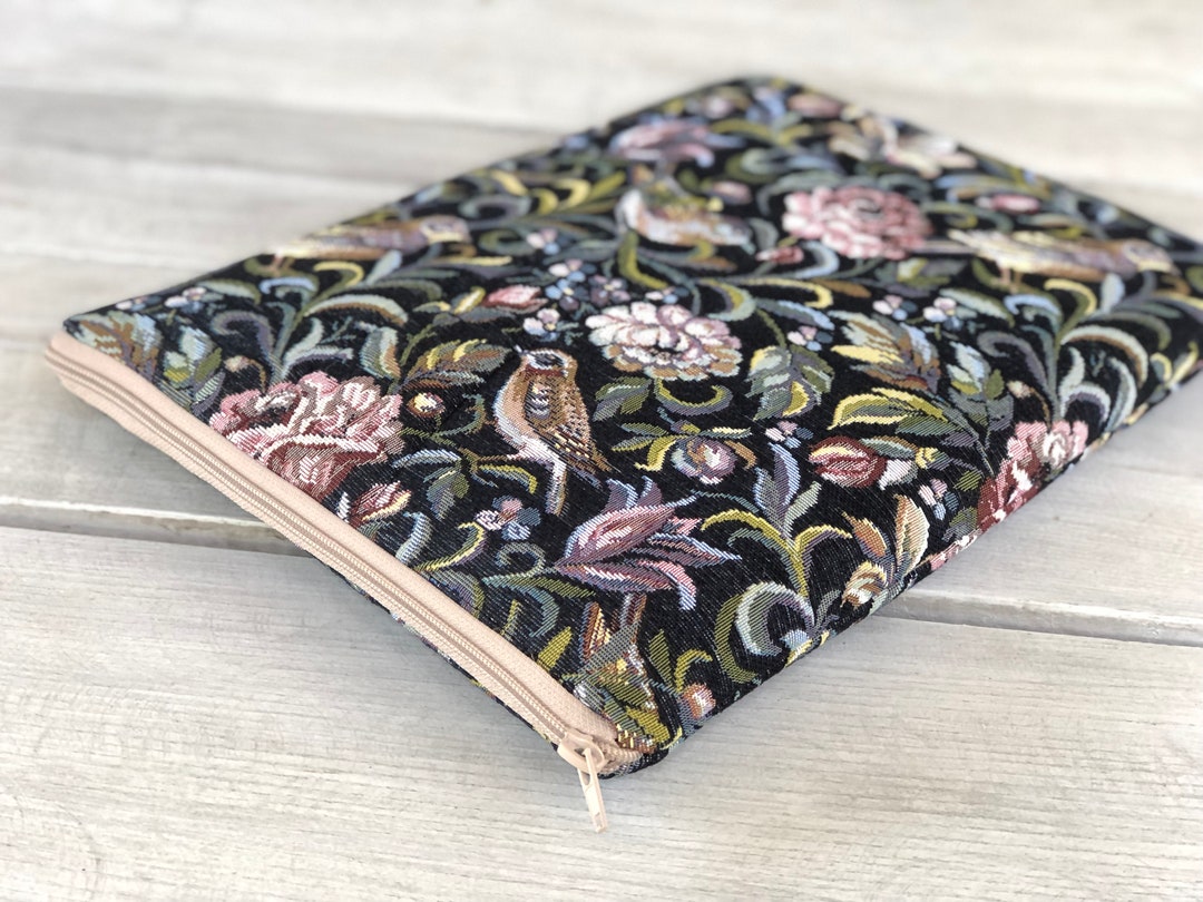 Quilted Tapestry Laptop Sleeve: Padded Bird Computer Case -perfect Gift ...