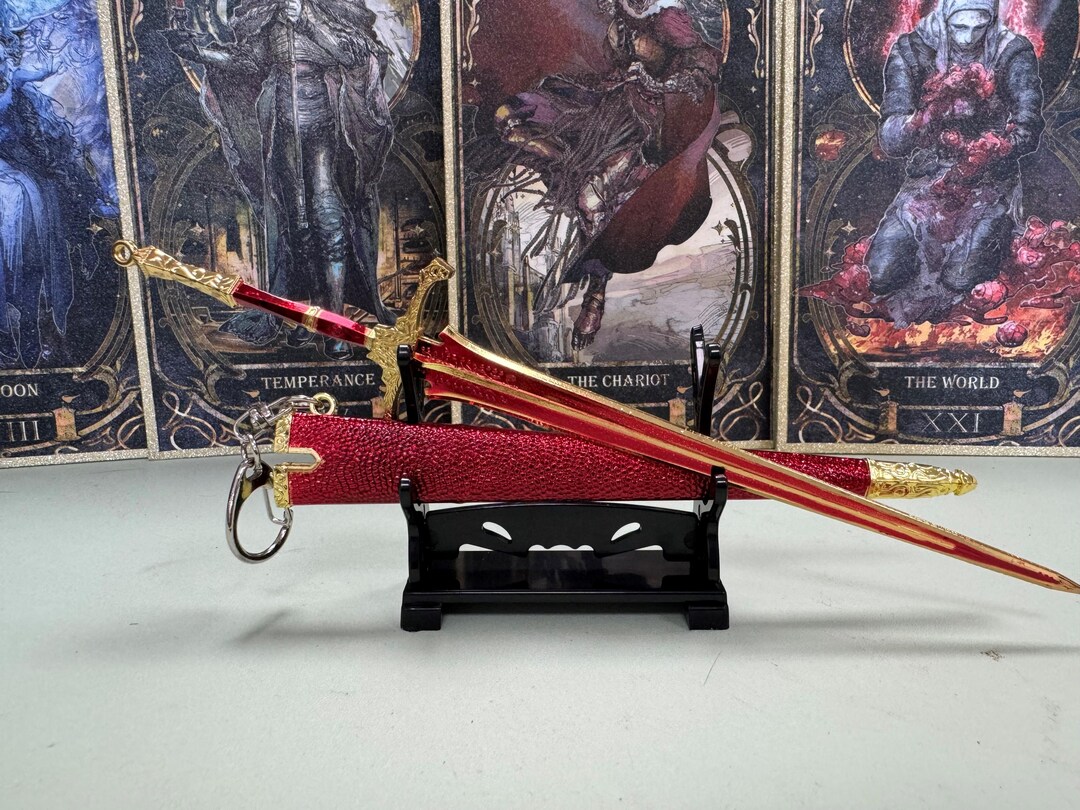 Knight's Greatsword Keychains Ornament - Etsy