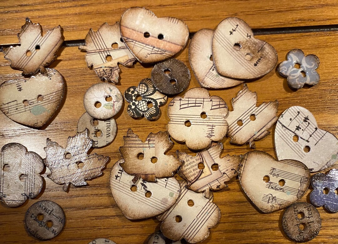 15 Buttons - Distressed - Etsy