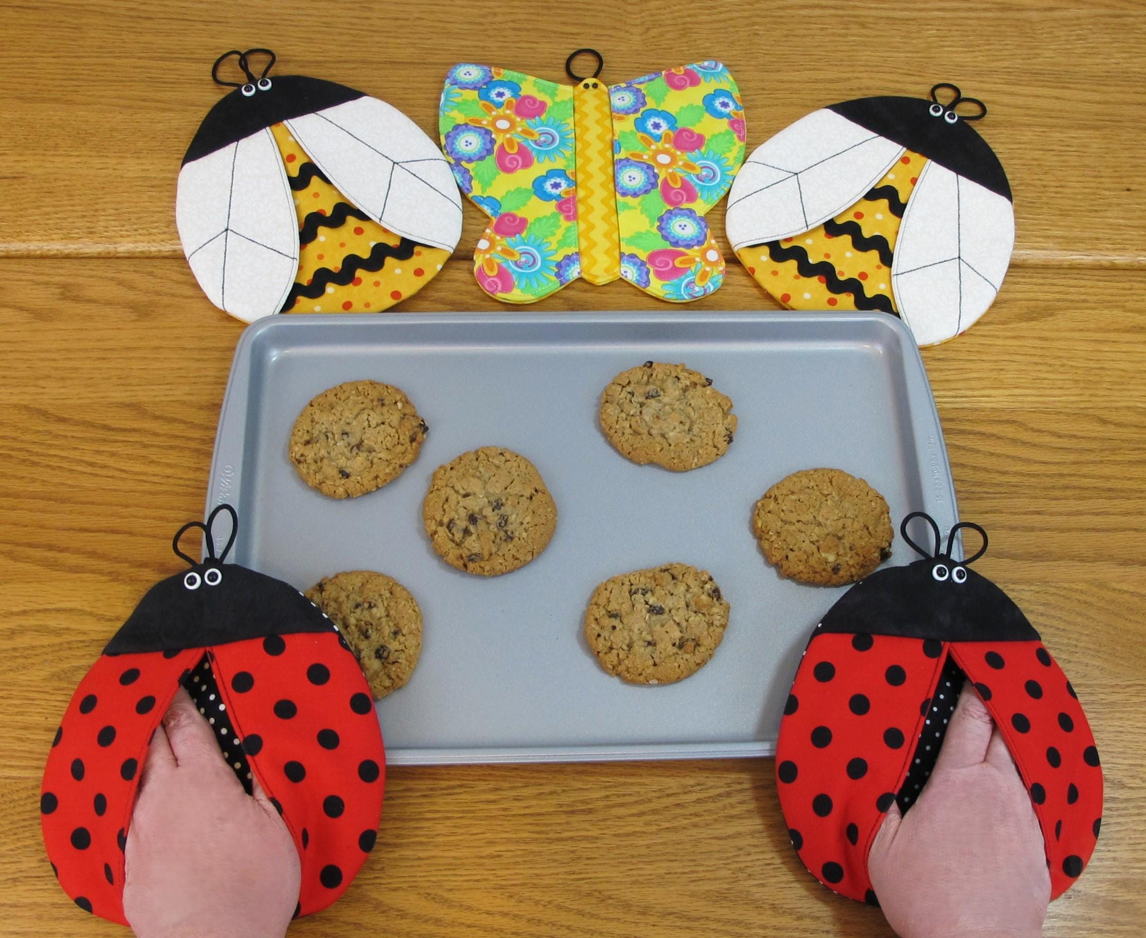 Bugs! Pot Grabbers ST- 1206 Bug Grabbers Great Fun Another Vintage PDF ...