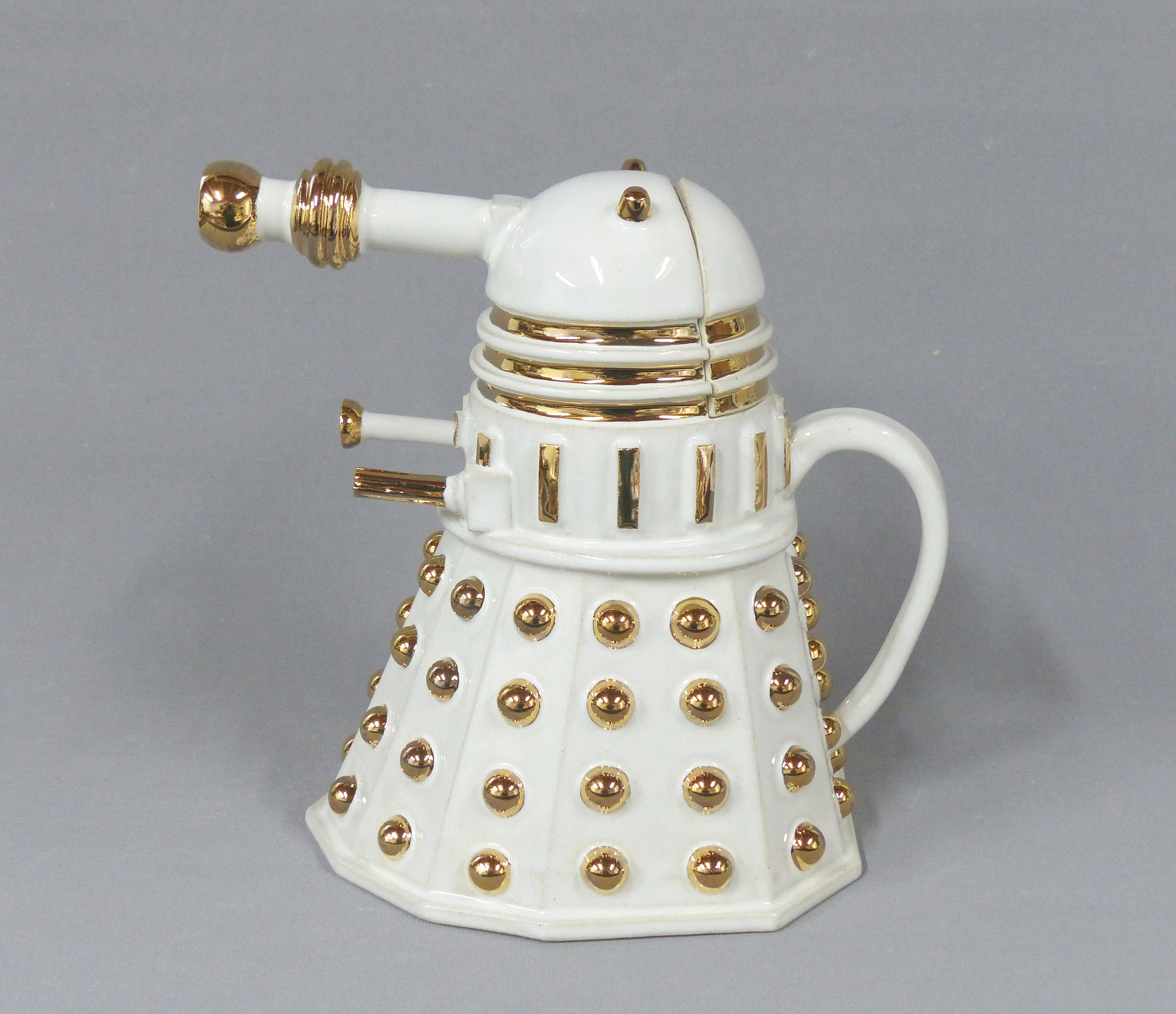 Imperial Dalek Teapot- Exterminate - White and Gold Robot Teapot ...