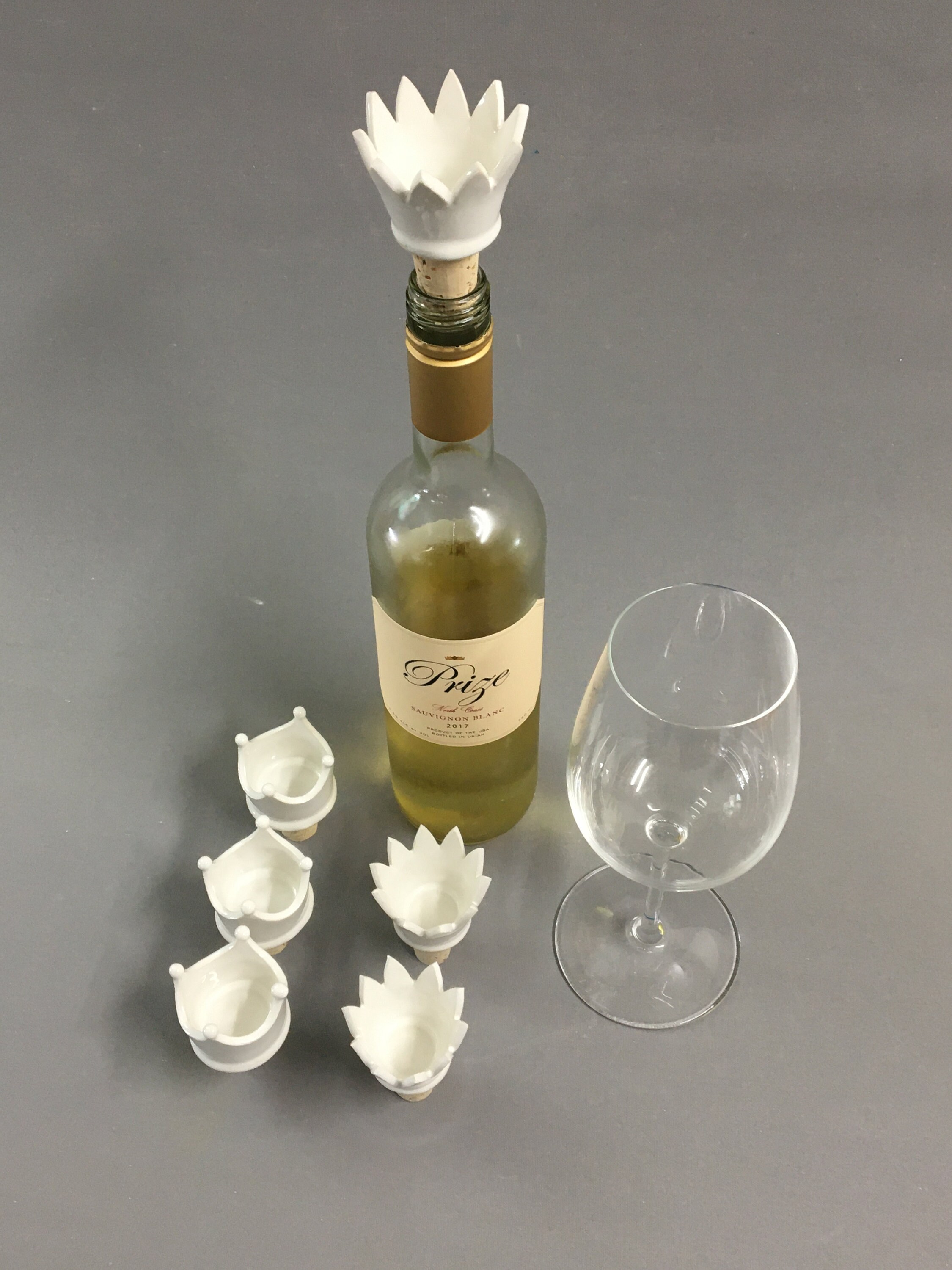 Ceramic Crown Bottle Stopper Decorative Wine Bottle Topper - Etsy
