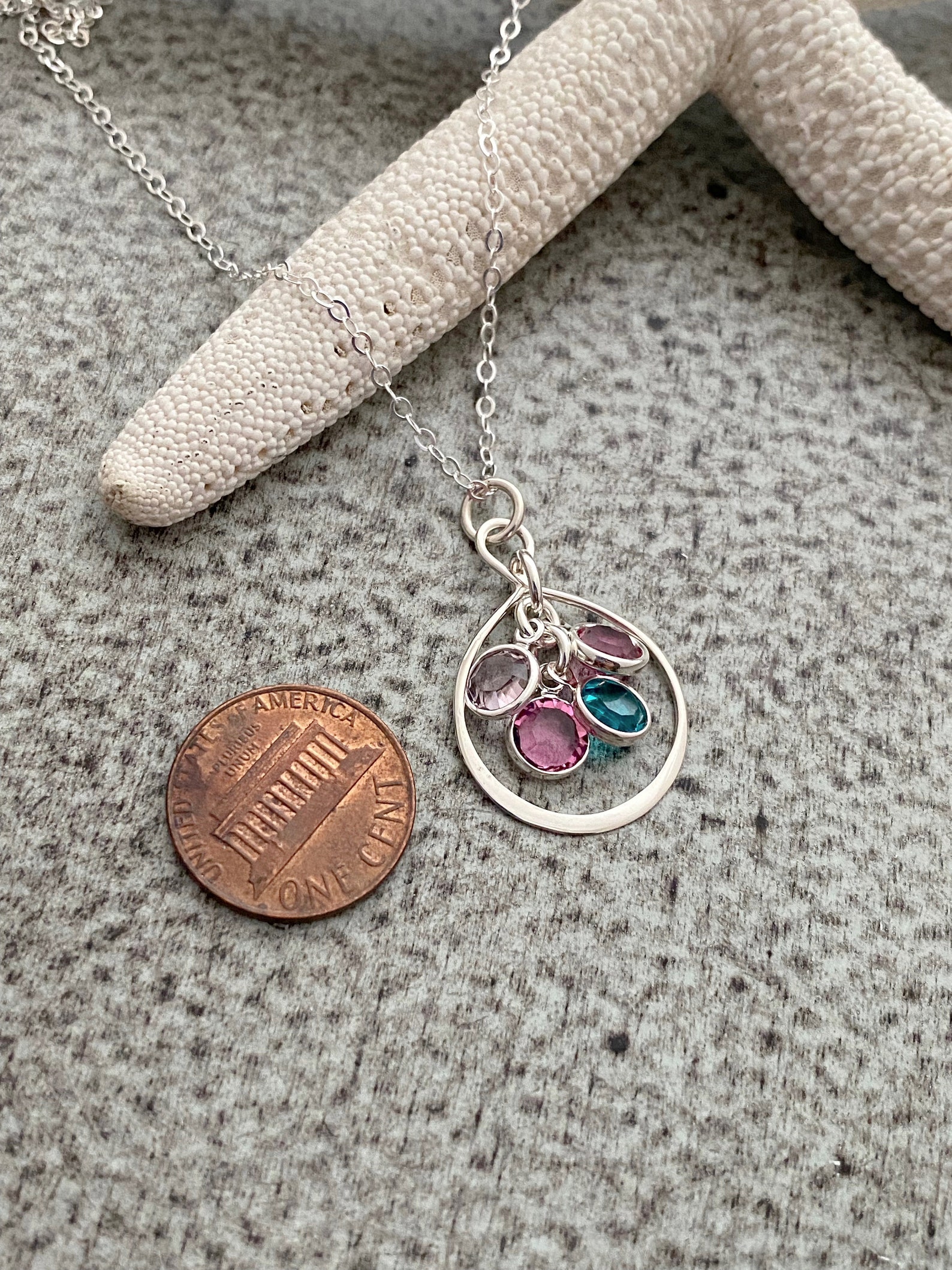 Family Eternity Circle Necklace Personalized With Swarovski - Etsy