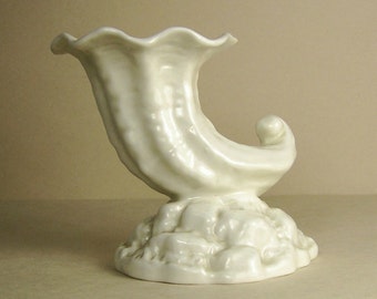 Cornucopia vase | Etsy