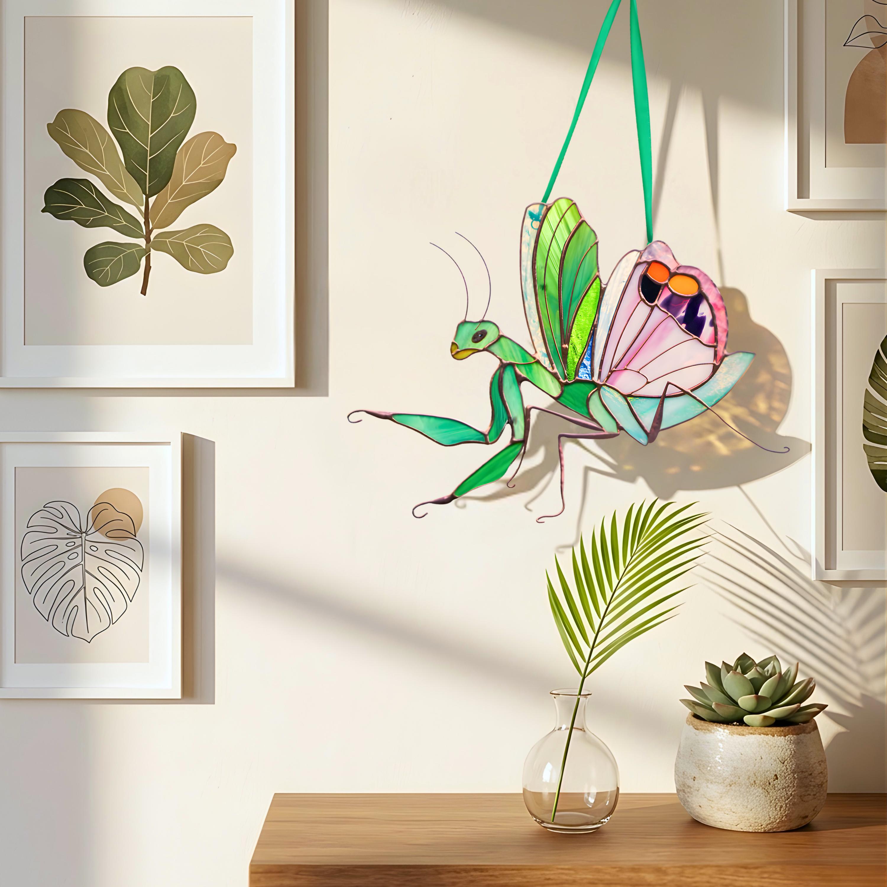 Praying Mantis Stained Glass Suncatcher - Statement Wall Art Quirky ...