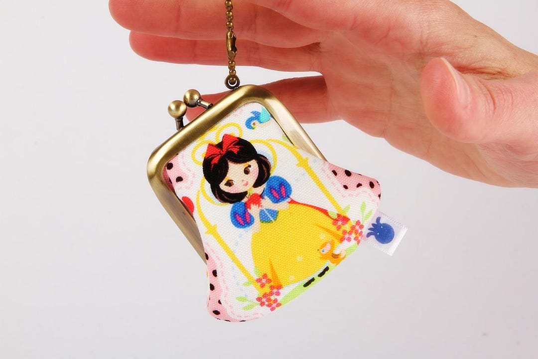 Coin Purse Keychain - Disney Princesses - Cutie Purse / Kiss Lock Mini ...