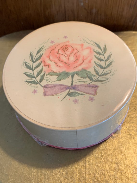 vintage avon powder - Gem