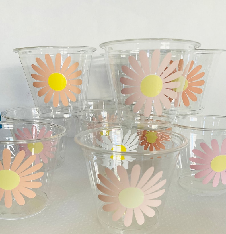 Daisy Wildflower Party Cups 9 Oz Plastic Disposable Wine Drink Favor ...