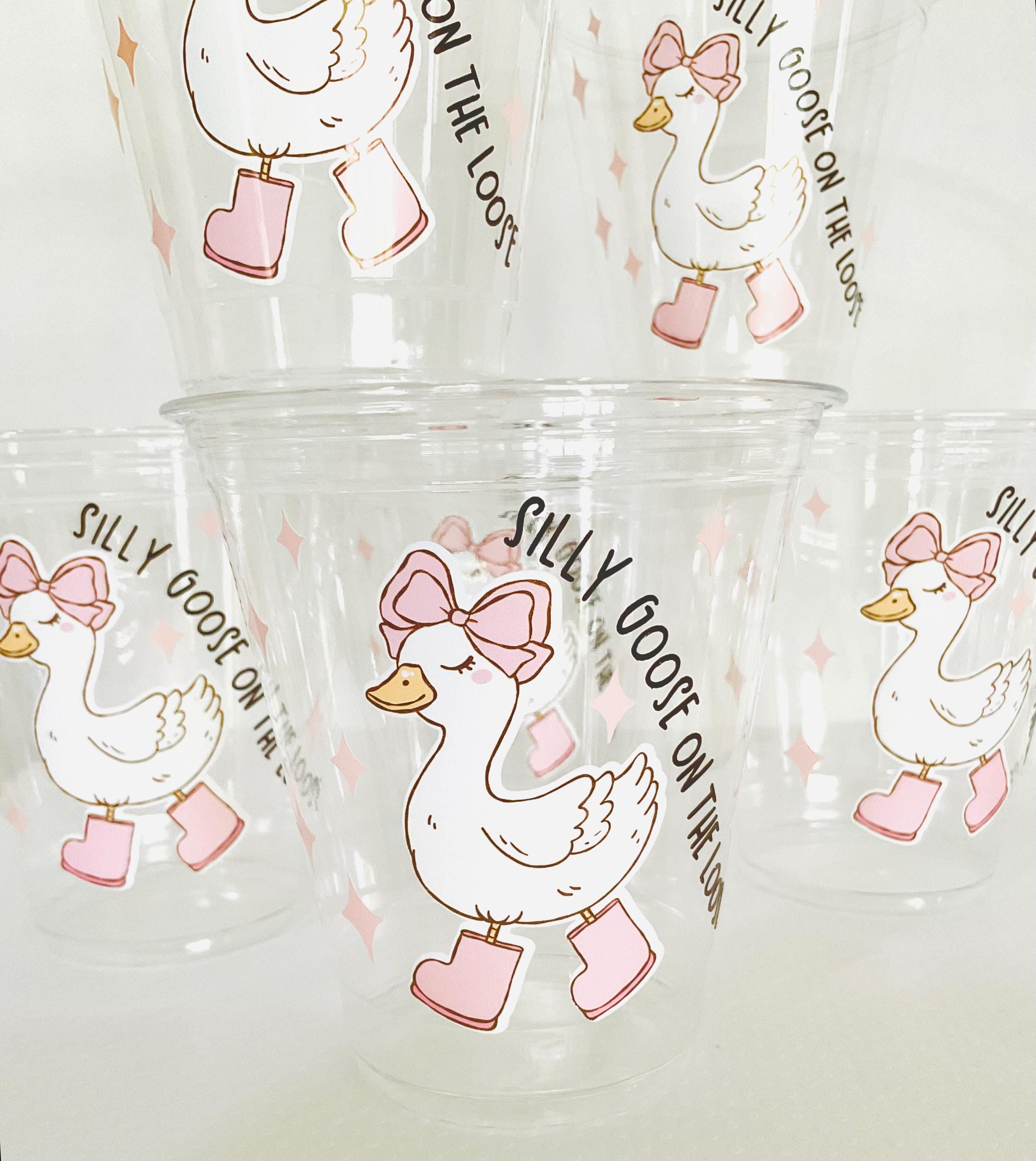 Silly Goose on the Loose Plastic Disposable Drink Party Cups 12 Oz ...