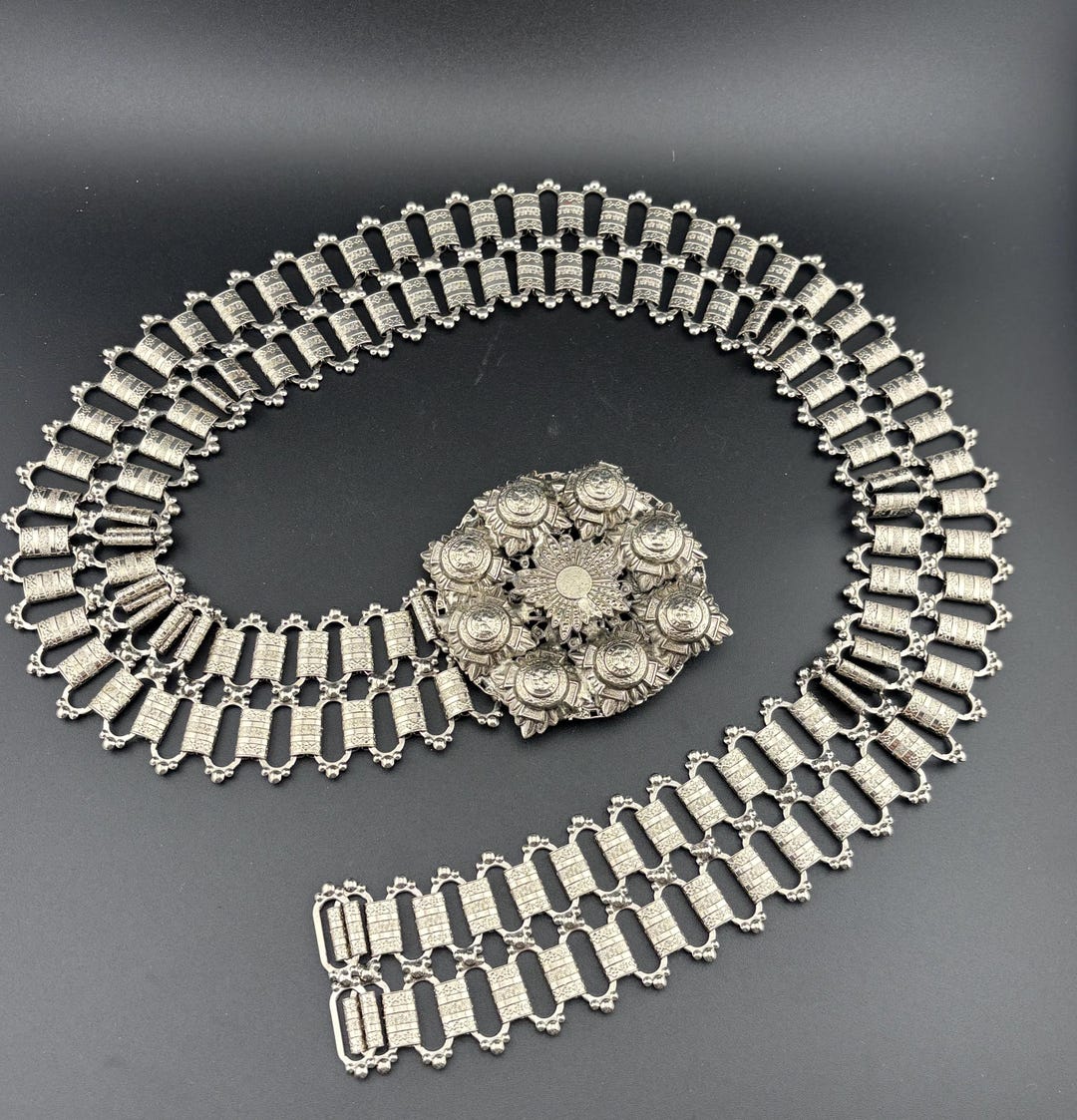 Victorian Revival Mid Century Silver Chain Linked Vintage Belt - Etsy