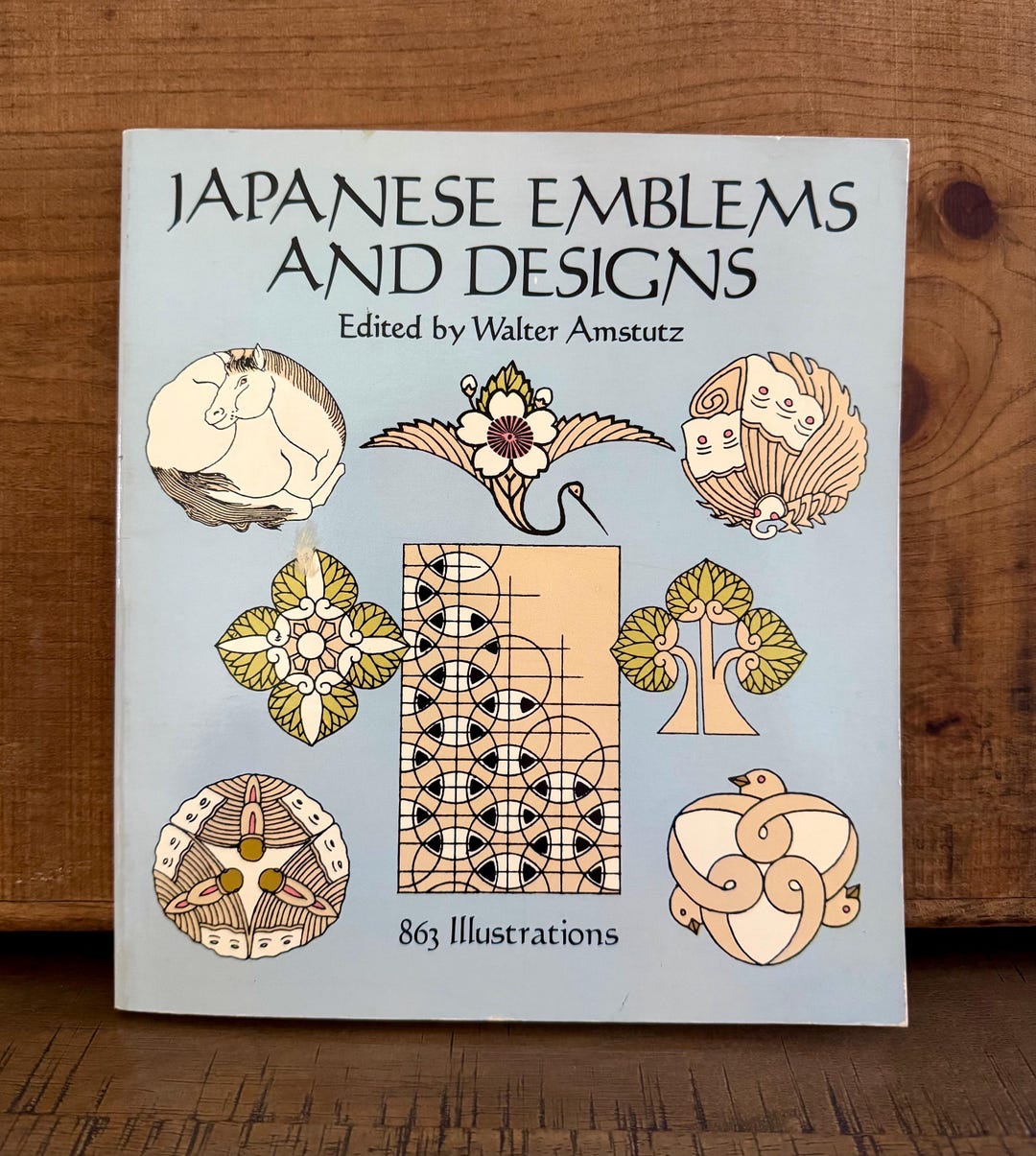 Japanese Emblems and Designs Edited by Walter Amstutz Paperback - Etsy