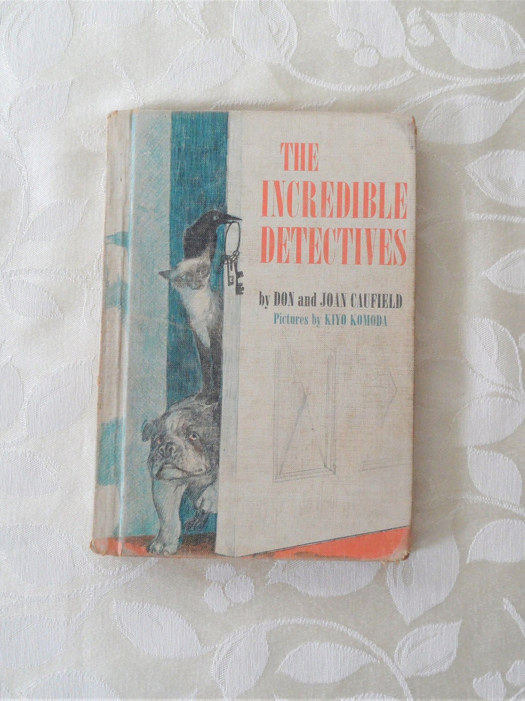 The Incredible Detectives by Don & Joan Caufield Vintage - Etsy