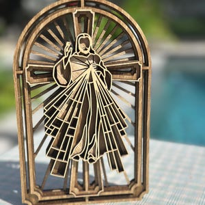 Laser Engraved Hand Made Wooden Divine Mercy Image of Christ Devotional ...