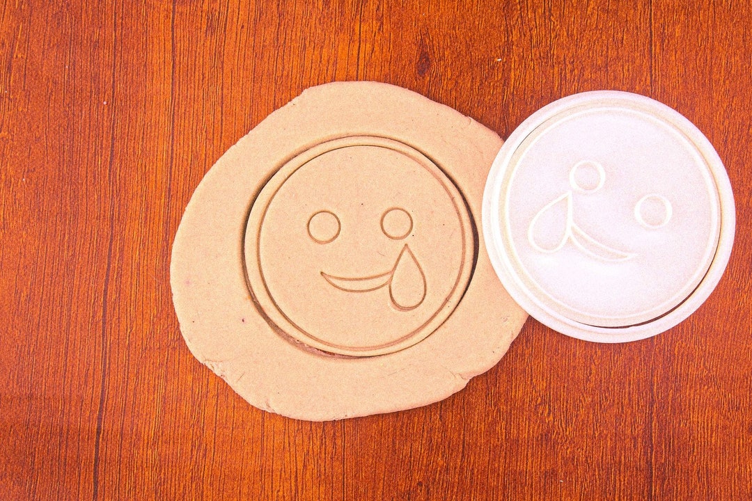 Smiling Emoji Cookie Cutter With Tear – Create Fun and Touching Cookies ...