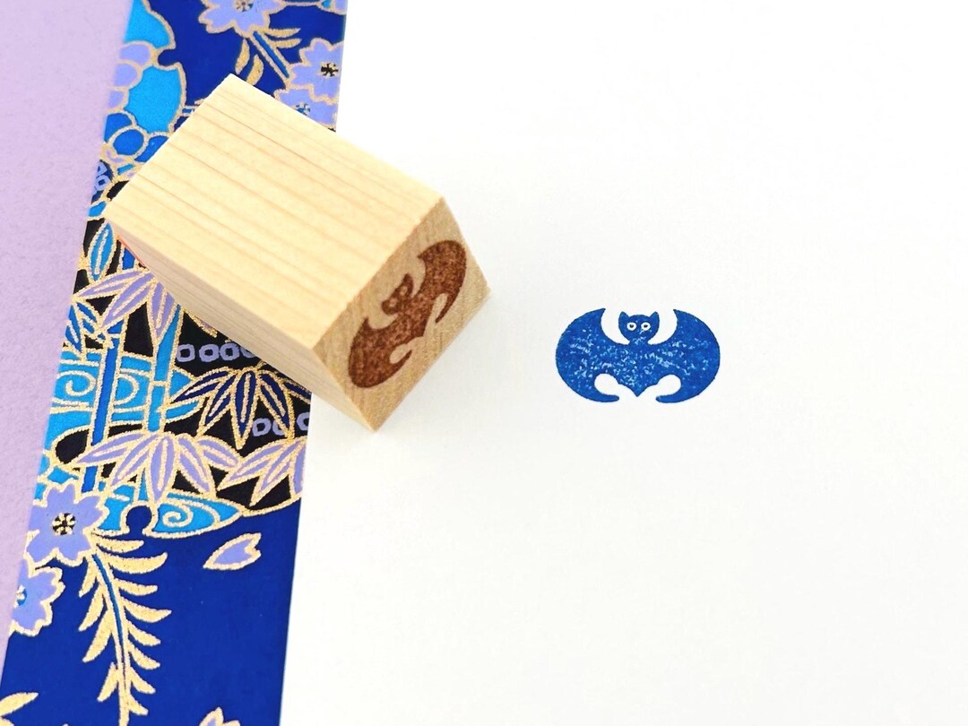 Kamon Rubber Stamp Bat "kourinkoumori" 0.8x0.8x1.2 Inch - Etsy