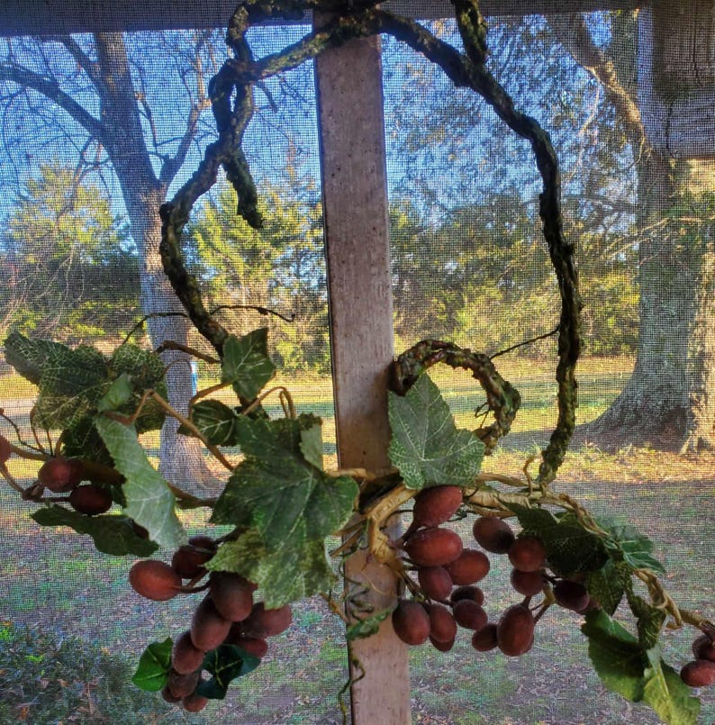 Authentic Vintage Grapevine Wreath - Etsy