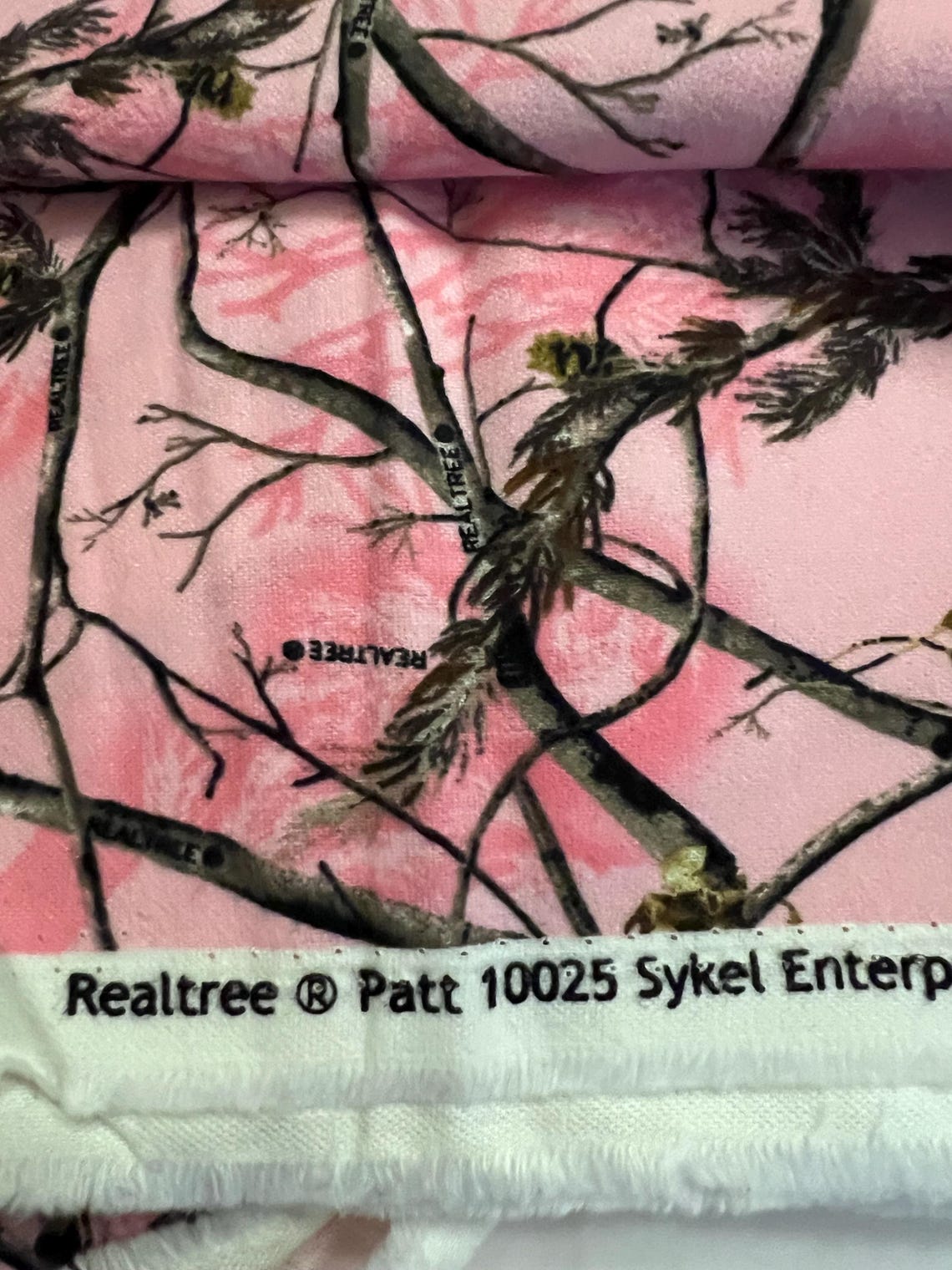 Real Tree Fabric, Pink Camo, Girls Fabric, Large Print Camo, Hunting ...