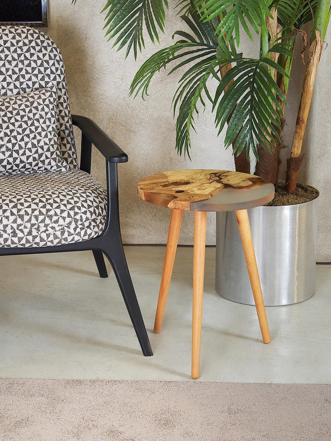 Olive Wood Epoxy Side Table: Custom Clear Epoxy Resin Olive Accent ...