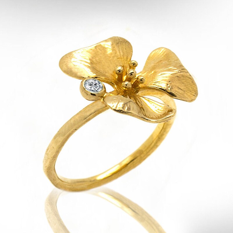 Gold Flower Ring - Etsy
