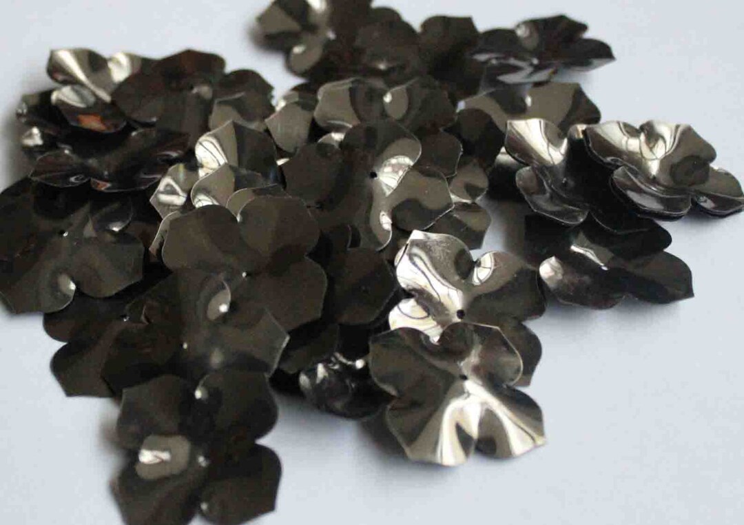 25 Pcs Shiny Dark Grey Color Flower Sequins/kbbf485 - Etsy