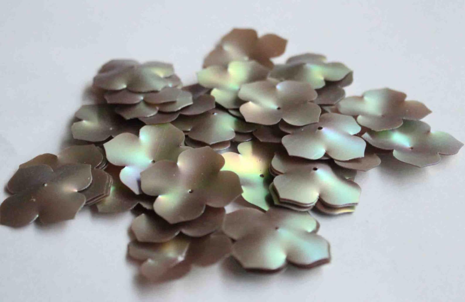 25 Pcs Rainbow Dull Metallic Color Flower Sequins/kbbf475 - Etsy