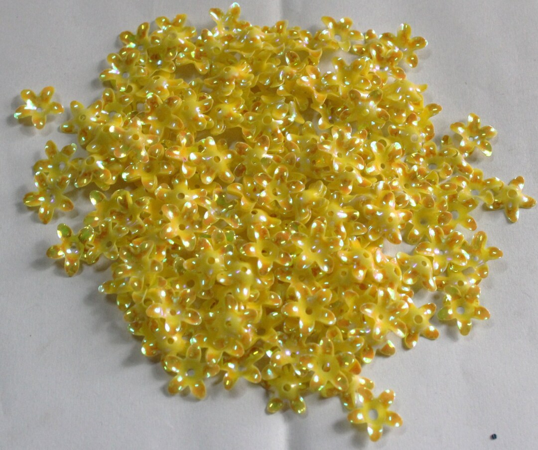 Yellow Color, Rainbow Textured, Cupped Flower Sequins, Size 13mm, 100 ...