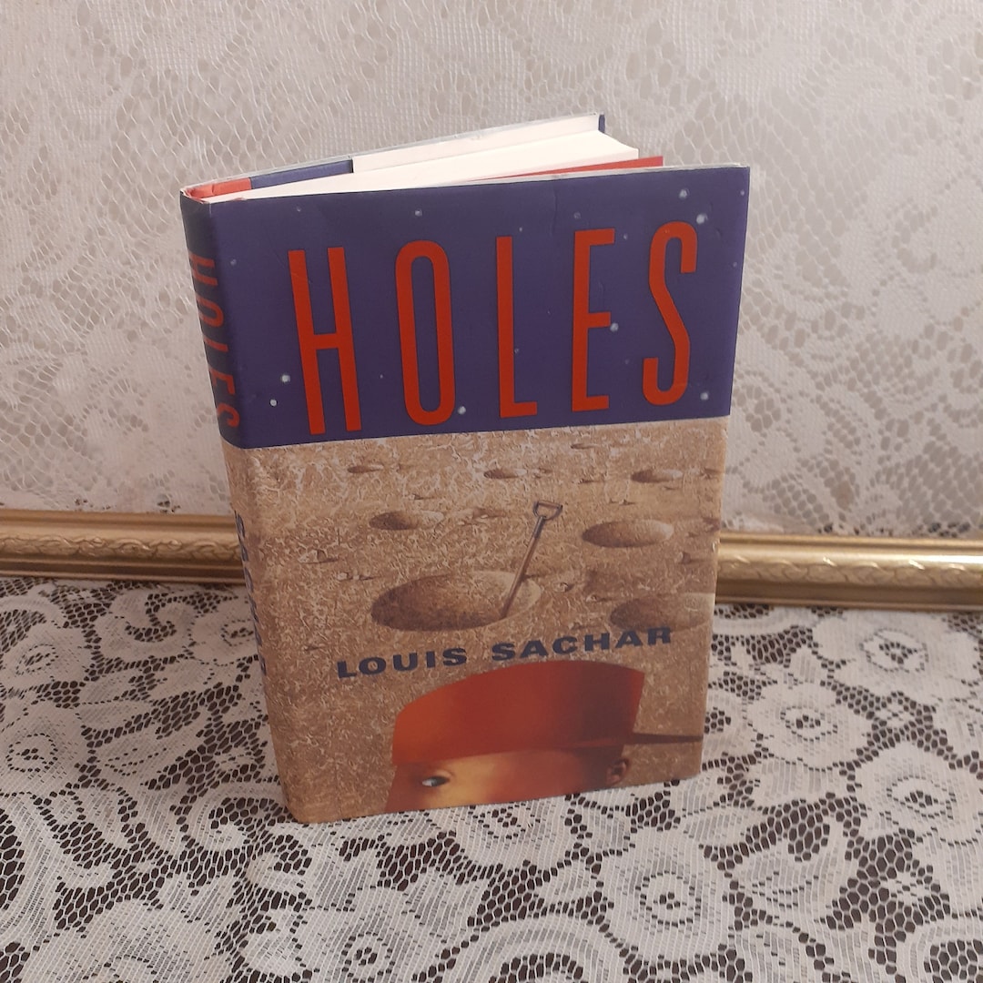 Holes by Louis Sachar, Vintage 1992 First Edition and 18th Printing ...