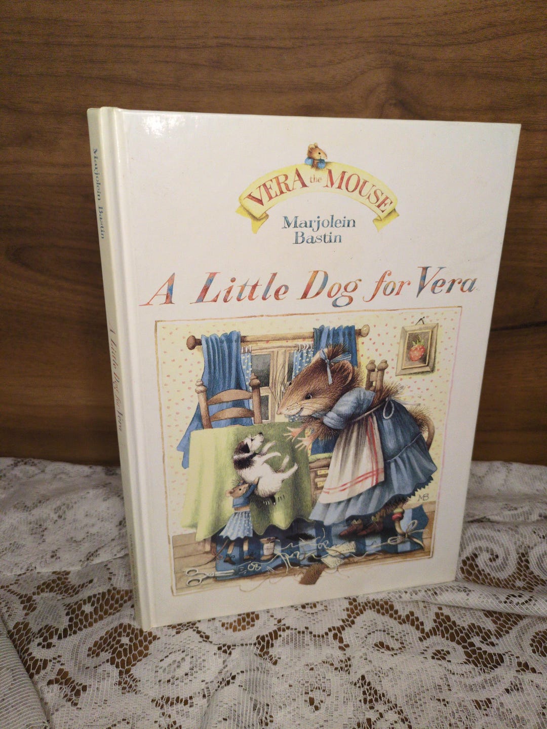 Vintage Children’s Book Vera the Mouse A Little Dog for Vera 1992 First ...