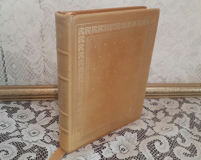 Slapstick by Kurt Vonnegut, Vintage 1976 Franklin Library Limited First ...