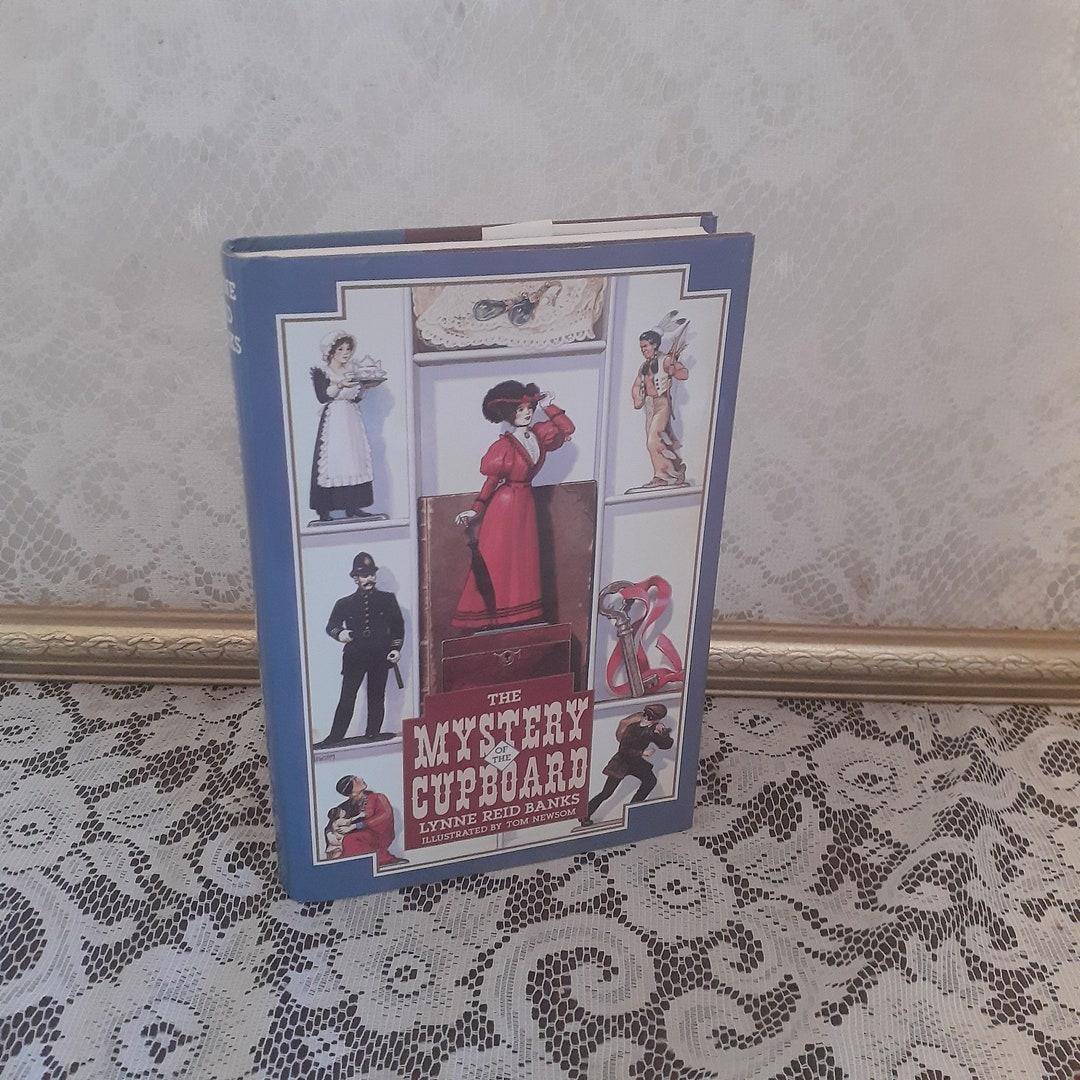 The Mystery of the Cupboard, by Lynne Reid Banks, Illustrated by Tom ...