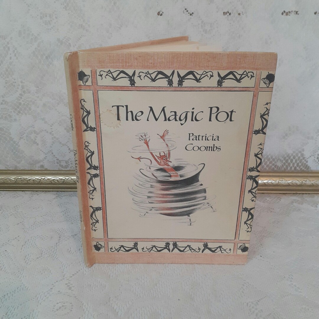 The Magic Pot by Patricia Coombs, Vintage 1977 Hardcover Children's ...