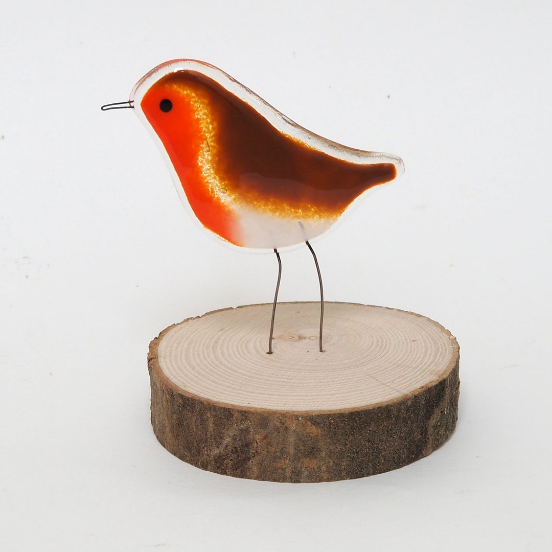 Red Robin - Remembrance Robin Decoration - Fused Glass Bird - Standing ...