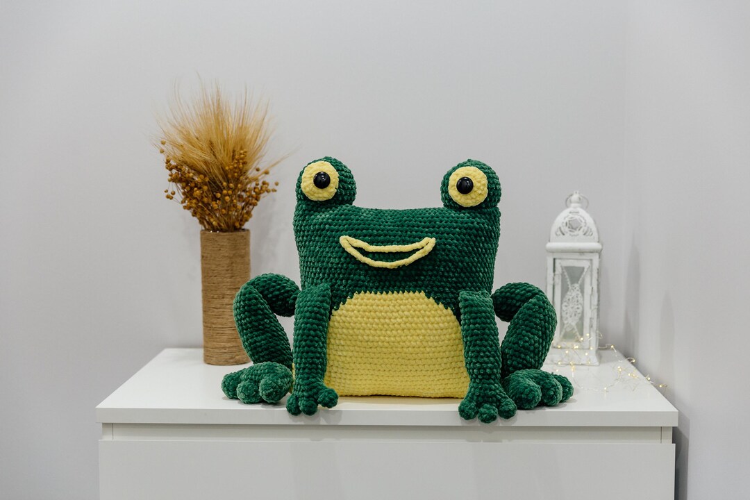Crochet Pattern Frog, Amigurumi Crazy Frog, Crochet Pattern Pillow Frog ...
