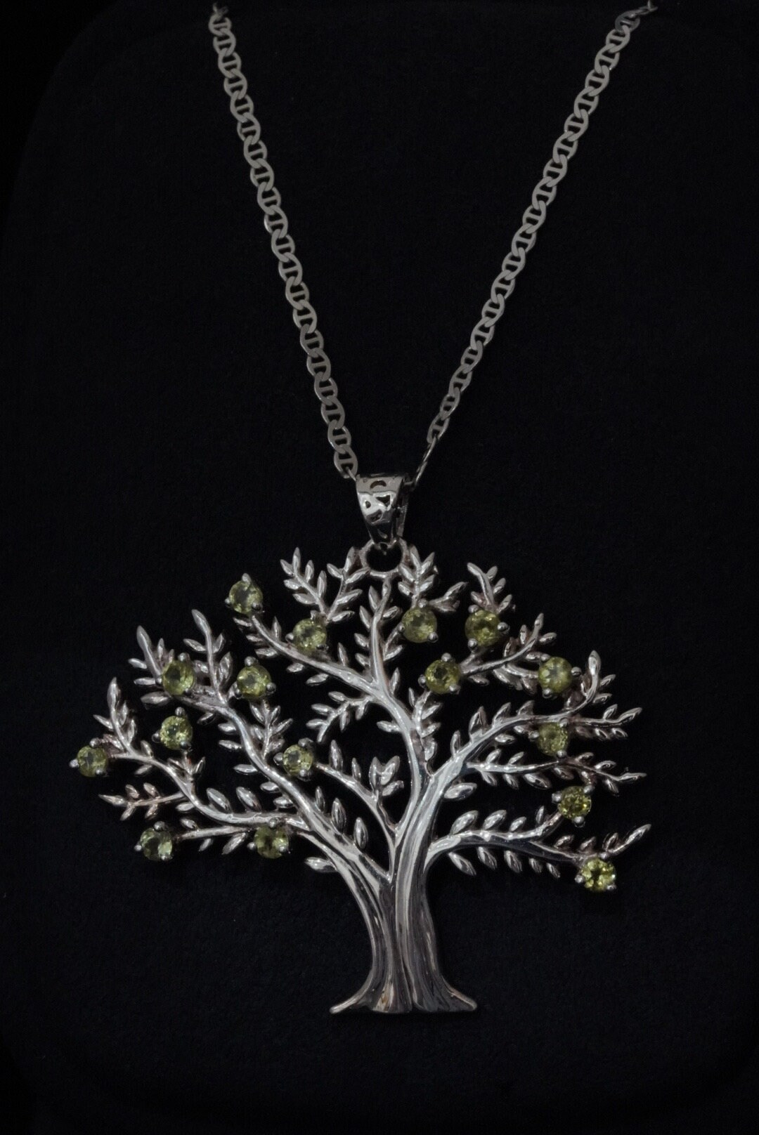 Handcrafted Palestinian Olive Tree Necklace in Silver With Peridot ...