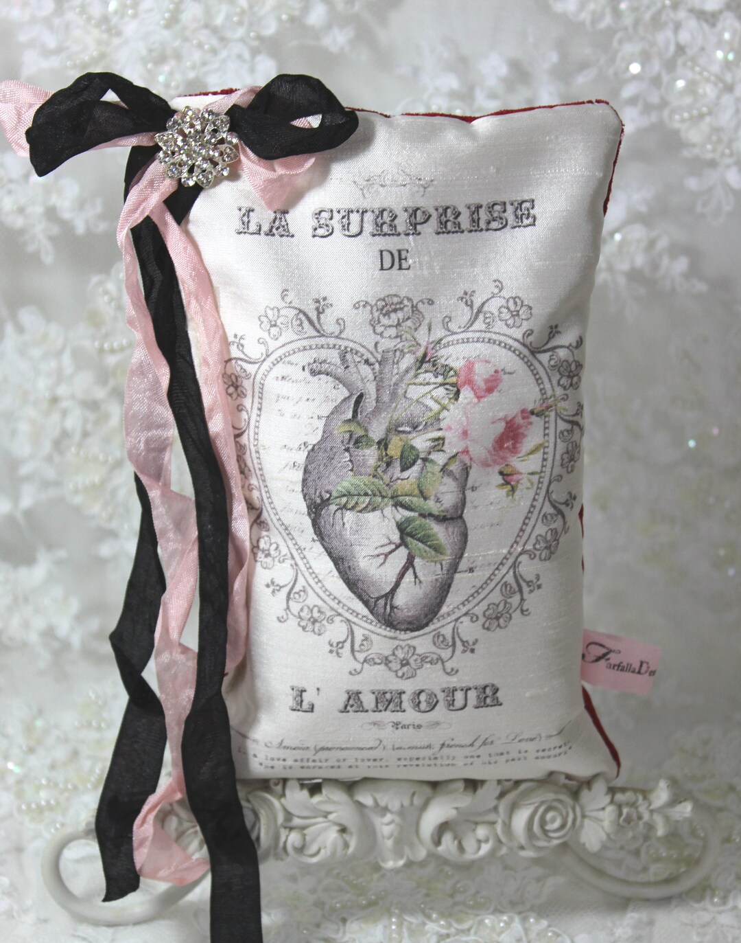 LAVENDER Sachet-l'amour-hand Printed on Silk-roses-french Script-hearts ...