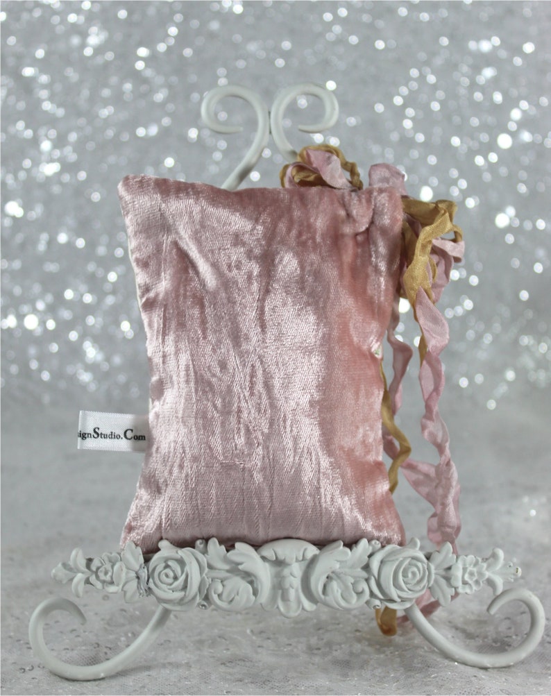 PETER RABBIT Sachet-french Lavender-shabby Chic-roses-printed - Etsy