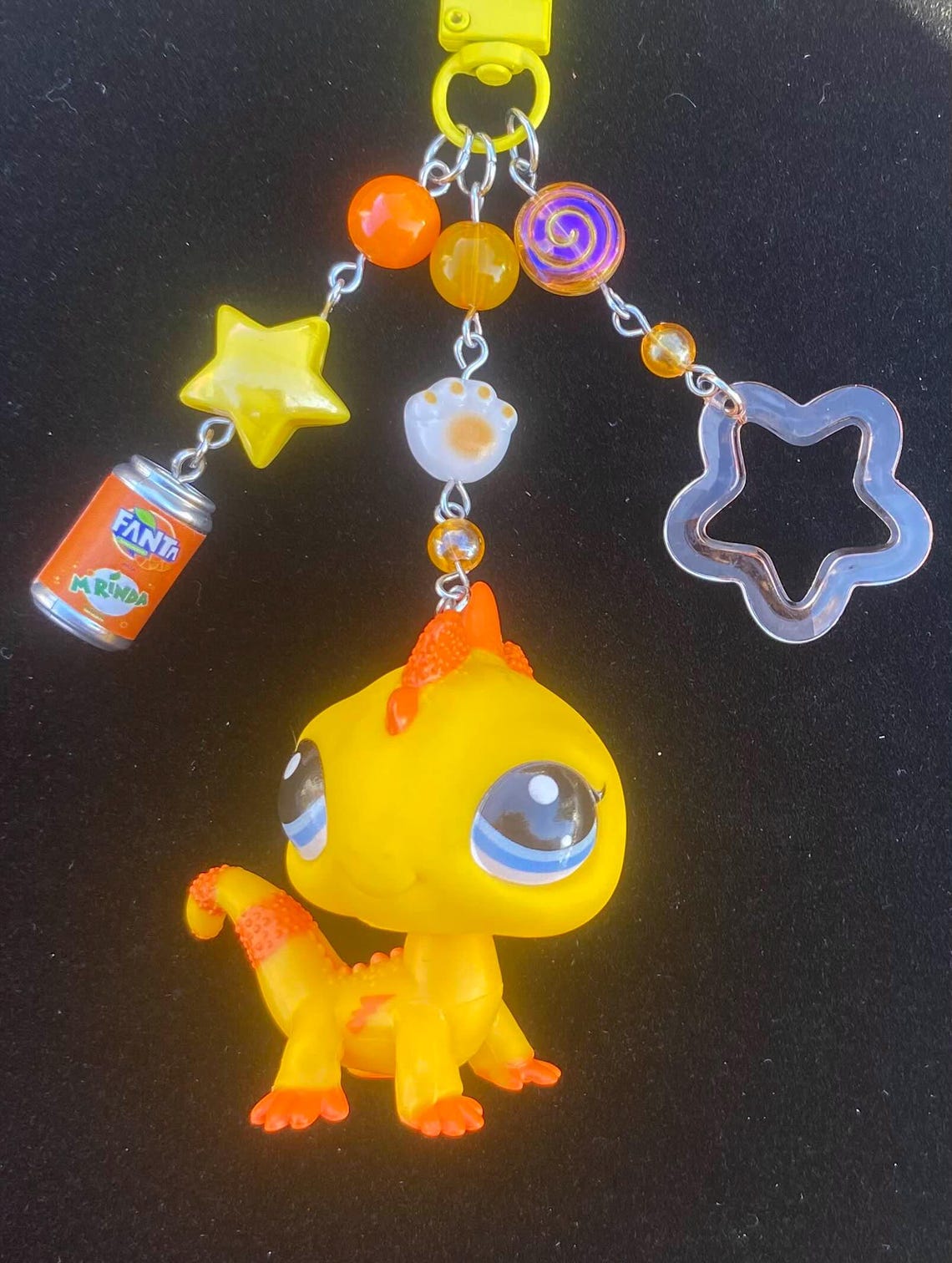 LPS Gen 7 Littlest Pet Shop Beaded Keychain Yellow Lizard Cute Keychain ...