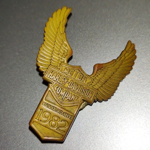 Vintage Harley Davidson 1982 Anniversary Front Fender Emblem Badge ...