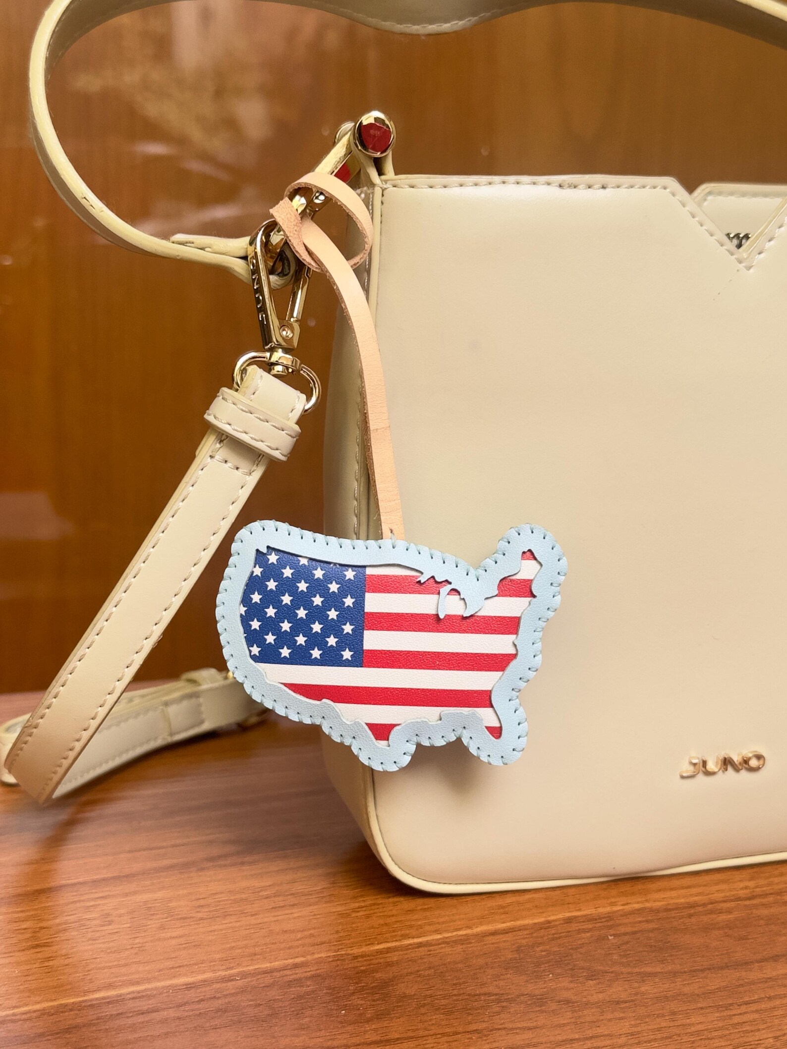 Statue of Liberty Leather Bag Charm – American NYC Keychain , Lady ...