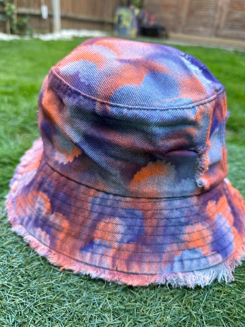 Custom Spray Painted Bucket Hat: Abstract Graffiti Art - Etsy