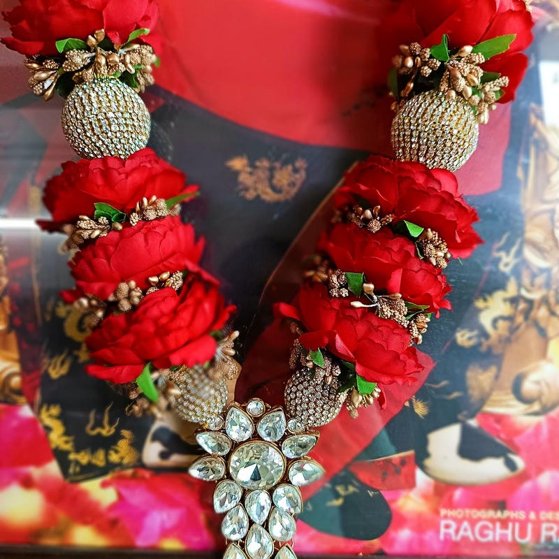 Buy Wedding Flower Mala Online In India - Etsy India